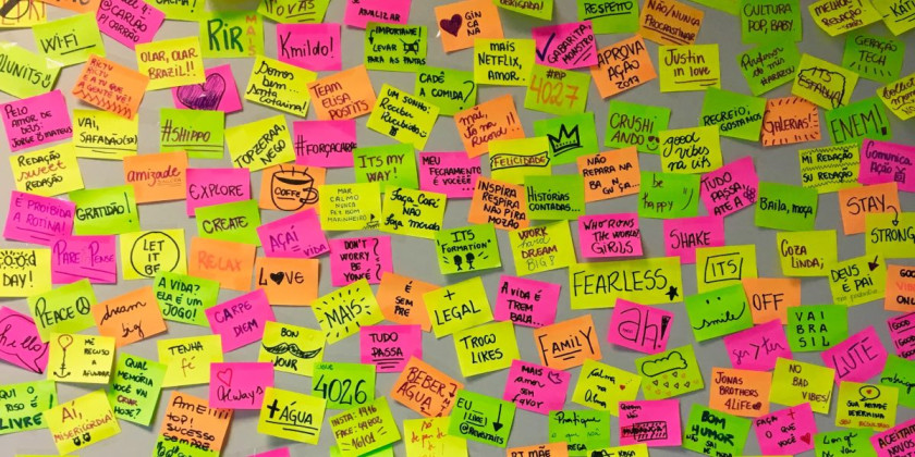 Confiance en soi : découvrez la méthode des post-its