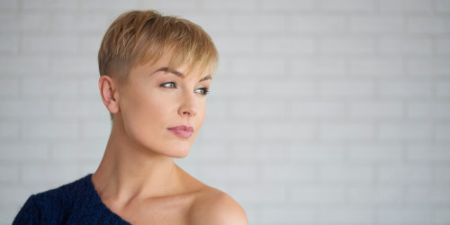 Coupe nuque rasée pour femme : comment bien l'adopter