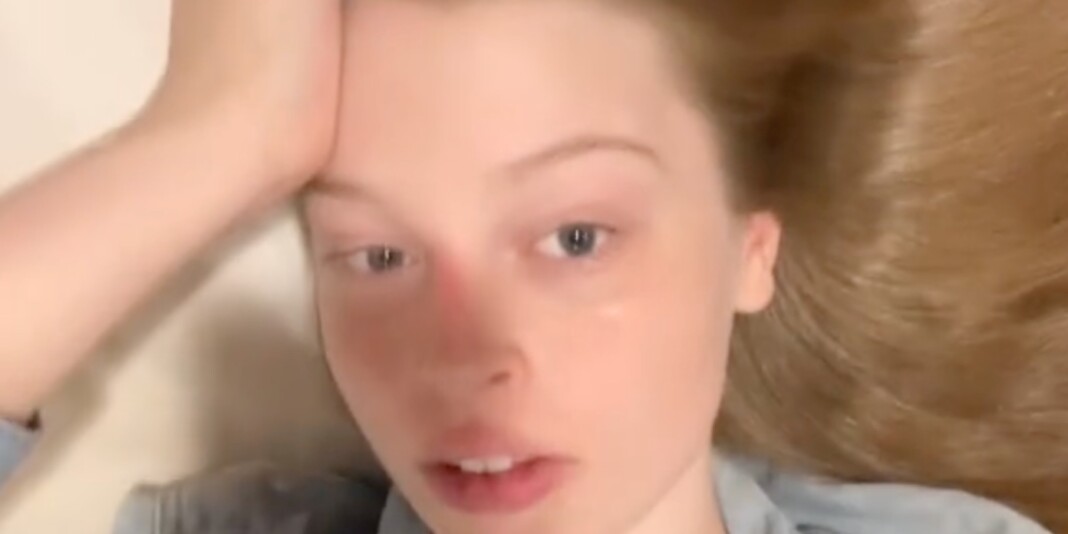 Qui est la fille d'Elon Musk de 21 ans, née homme, qui a coupé les ...