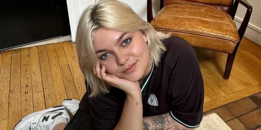 Louane à l'Eurovision : elle officialise sa participation avec un émouvant message