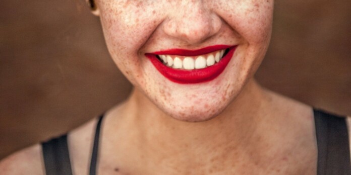 La teinte de rouge à lèvres pour booster votre confiance