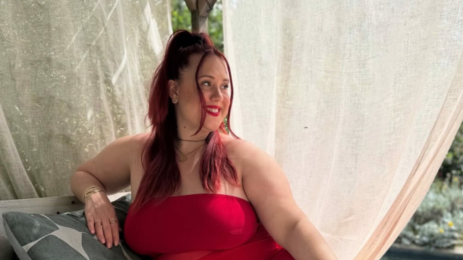 « Je m’habille comme je veux » : en maillot elle fait un vrai rappel