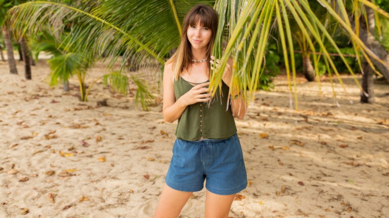 « Trop courts », « trop moulants » : pourquoi les shorts d’été des ...