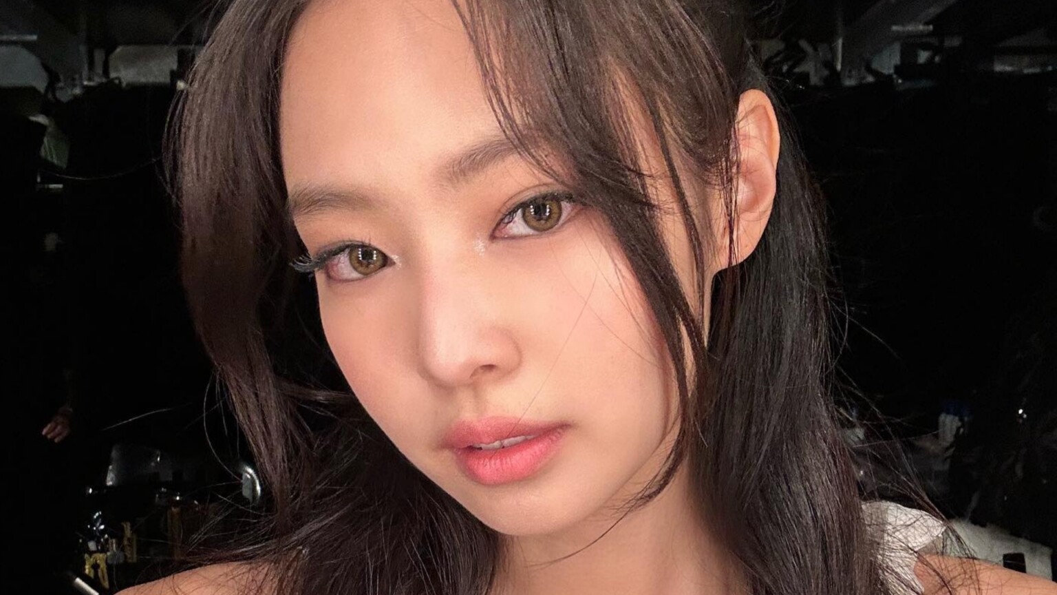 Ela Parece Ter 20 Anos Esta Cantora Comemora Seu Aniversário De 30