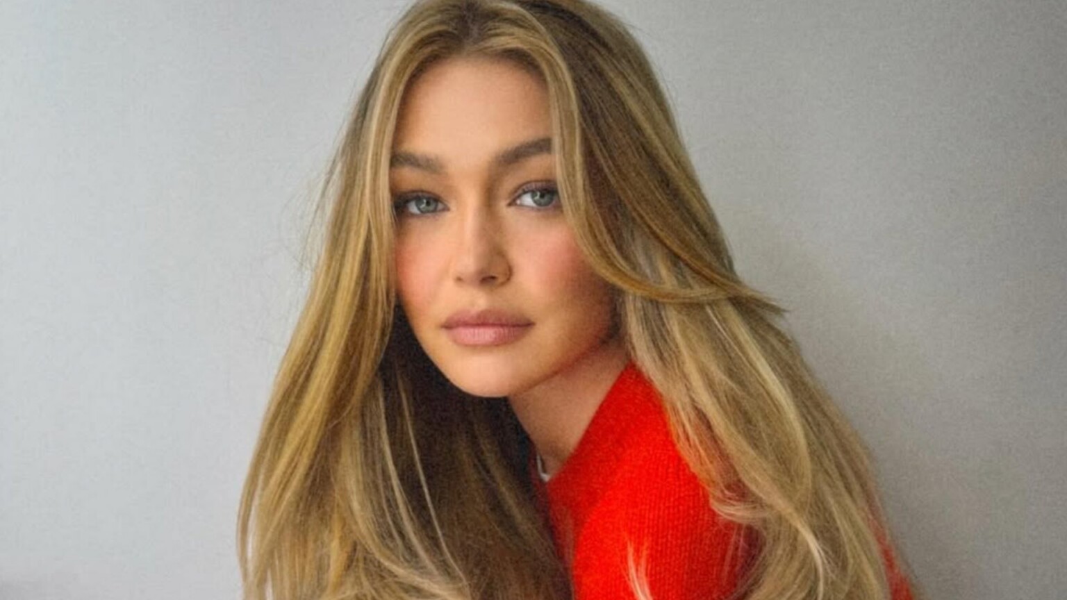 This appearance by model Gigi Hadid brings a vintage dress back into ...